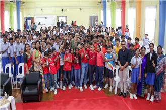 Giis Ec Launches 9 Gems Speaker Series With Focus On Academic Excellence