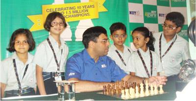 Giis Chess Champions In The Making Meet Chess Grandmaster