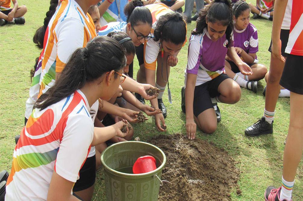 Students Celebrated Van Mahotsav With Full Enthusiasm For A Better And ...