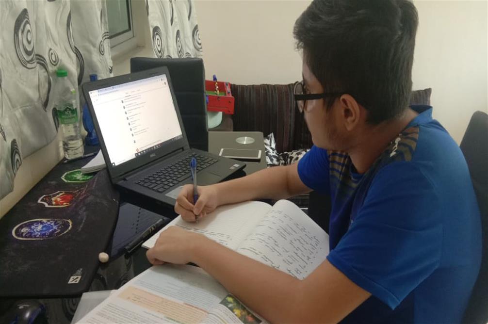 Students Begin New Academic Session With Virtual Classrooms